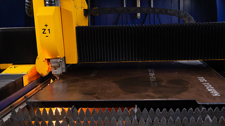 Expert processing and fabricating of custom wear parts made of Hardox ...